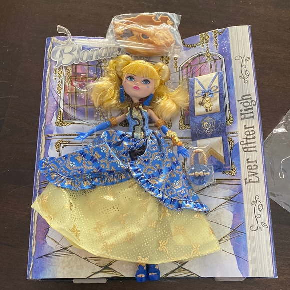 Ever After High | Toys | Ever After High Ever After High Blondie Locks ...
